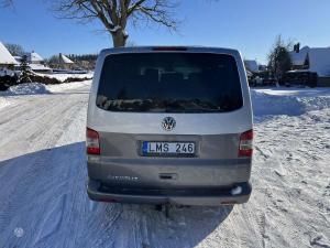 Pelēks Volkswagen Caravelle 2009 Telšiai, ar dzinēja tilpumu 2.50 L un nobraukumu 392 tūkst. km par 8300 €, foto 2 vietnē AUTOMOTO.COM.LV
