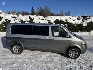 Pelēks Volkswagen Caravelle 2009 Telšiai, ar dzinēja tilpumu 2.50 L un nobraukumu 392 tūkst. km par 8300 €, foto 11 vietnē AUTOMOTO.COM.LV