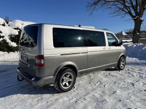 Pelēks Volkswagen Caravelle 2009 Telšiai, ar dzinēja tilpumu 2.50 L un nobraukumu 392 tūkst. km par 8300 €, foto 12 vietnē AUTOMOTO.COM.LV