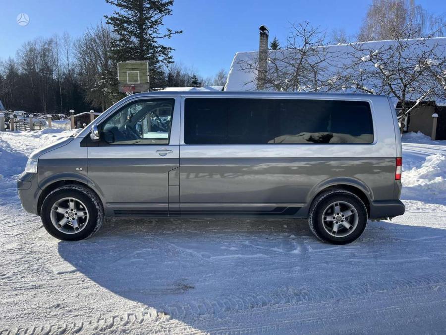 Pelēks Volkswagen Caravelle 2009 Telšiai, ar dzinēja tilpumu 2.50 L un nobraukumu 392 tūkst. km par 8300 €, foto 15 vietnē AUTOMOTO.COM.LV
