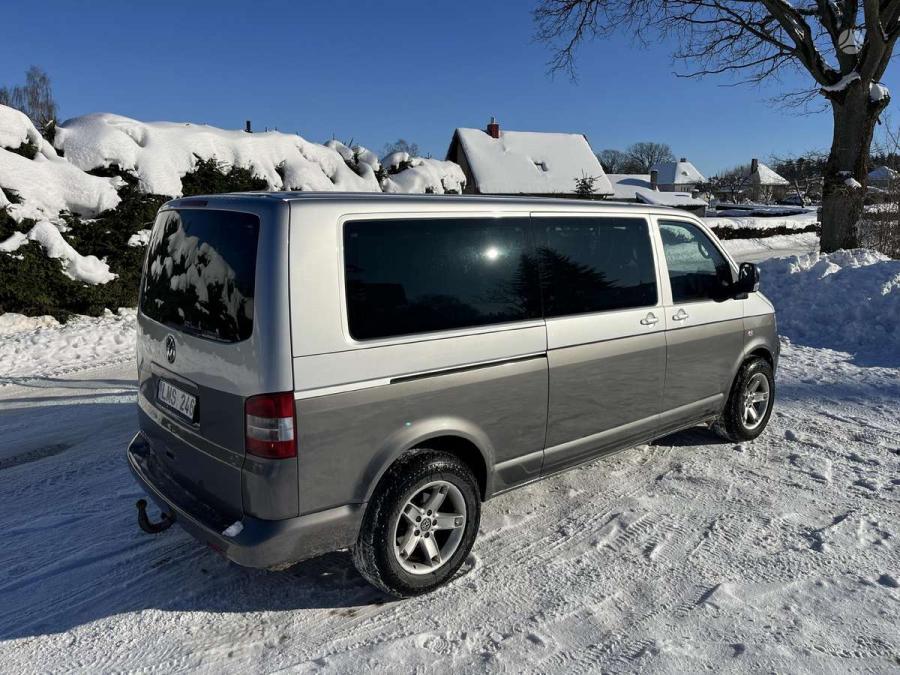 Pelēks Volkswagen Caravelle 2009 Telšiai, ar dzinēja tilpumu 2.50 L un nobraukumu 392 tūkst. km par 8300 €, foto 16 vietnē AUTOMOTO.COM.LV