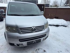 Pelēks Volkswagen Caravelle 2009 Viļņa, ar dzinēja tilpumu 2.46 L un nobraukumu 290 tūkst. km par 2500 €, foto  vietnē AUTOMOTO.COM.LV