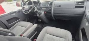 Grey Volkswagen Caravelle 2009 in Vilnius, with an engine capacity of 2.50 L and mileage of 360 thousand km for 2650 €, photo 9 on AUTOMOTO.COM.LV