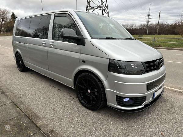 Grey Volkswagen Caravelle 2010 in Klaipeda, with an engine capacity of 2.00 L and mileage of 323 thousand km for 10500 €, photo 2 on AUTOMOTO.COM.LV