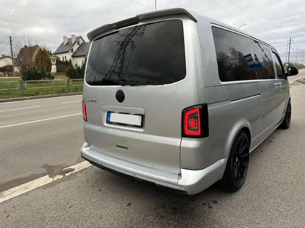 Grey Volkswagen Caravelle 2010 in Klaipeda, with an engine capacity of 2.00 L and mileage of 323 thousand km for 10500 €, photo 10 on AUTOMOTO.COM.LV