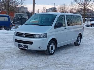 Grey Volkswagen Caravelle 2010 in Kedainiai, with an engine capacity of 2.00 L and mileage of 293 thousand km for 12300 €, photo 9 on AUTOMOTO.COM.LV