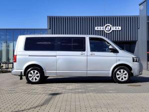 Pelēks Volkswagen Caravelle 2010 Šauļi, ar dzinēja tilpumu 2.00 L un nobraukumu 300 tūkst. km par 10800 €, foto 10 vietnē AUTOMOTO.COM.LV