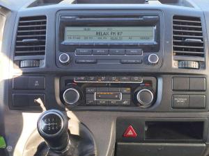 Pelēks Volkswagen Caravelle 2010 Šauļi, ar dzinēja tilpumu 2.00 L un nobraukumu 300 tūkst. km par 10800 €, foto 14 vietnē AUTOMOTO.COM.LV