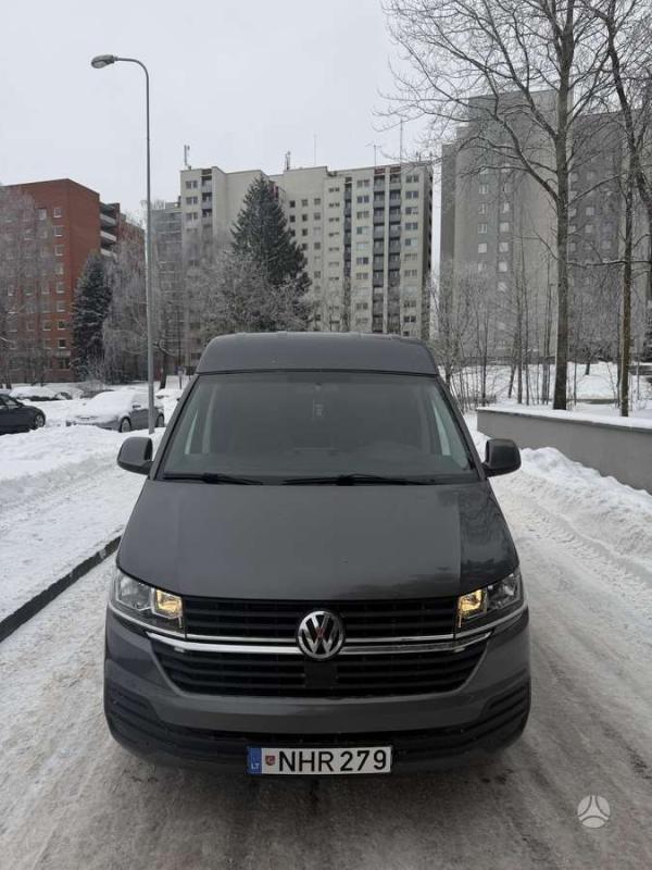 Pelēks Volkswagen Caravelle 2011 Viļņa, ar dzinēja tilpumu 0.00 L un nobraukumu 237 tūkst. km par 11800 €, foto 1 vietnē AUTOMOTO.COM.LV
