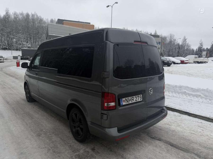 Grey Volkswagen Caravelle 2011 in Vilnius, with an engine capacity of 0.00 L and mileage of 237 thousand km for 11800 €, photo 6 on AUTOMOTO.COM.LV