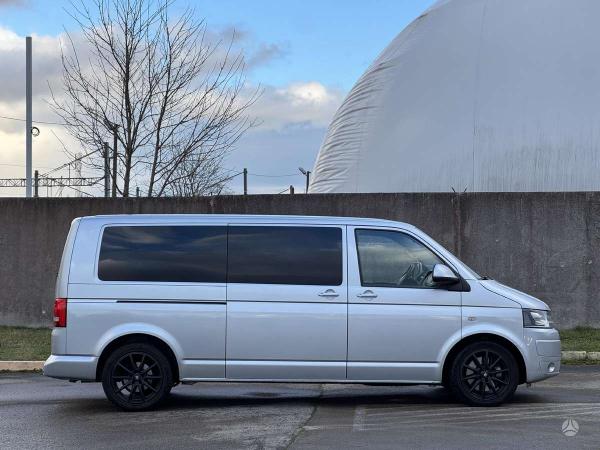 Pelēks Volkswagen Caravelle 2012 Klaipėda, ar dzinēja tilpumu 2.00 L un nobraukumu 325 tūkst. km par 13900 €, foto 4 vietnē AUTOMOTO.COM.LV