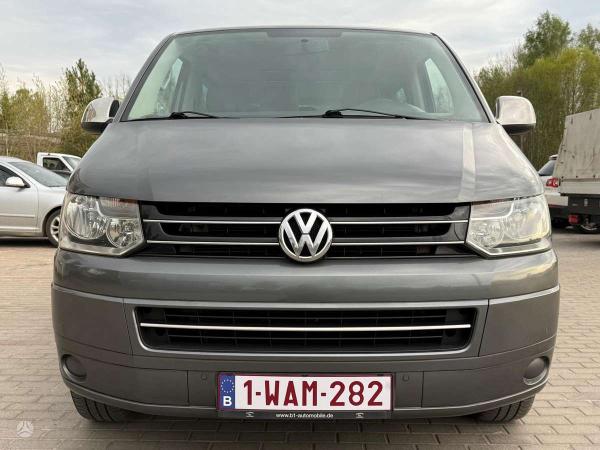 Grey Volkswagen Caravelle 2012 in Utena, with an engine capacity of 2.00 L and mileage of 298 thousand km for 12200 €, photo 8 on AUTOMOTO.COM.LV