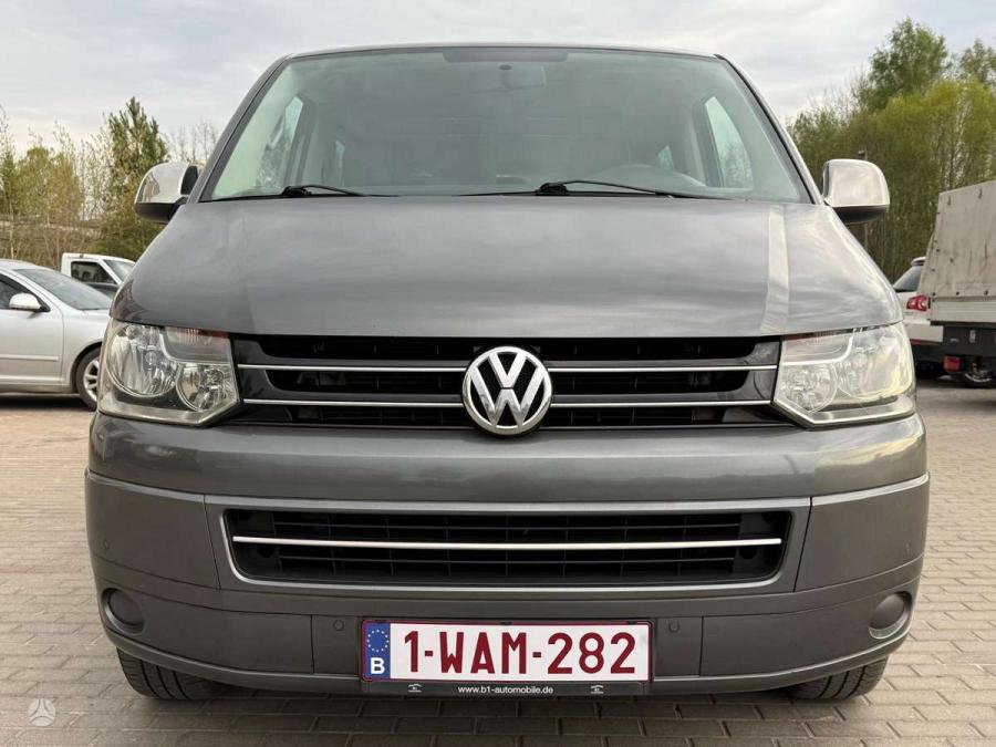 Grey Volkswagen Caravelle 2012 in Utena, with an engine capacity of 2.00 L and mileage of 298 thousand km for 12200 €, photo 9 on AUTOMOTO.COM.LV