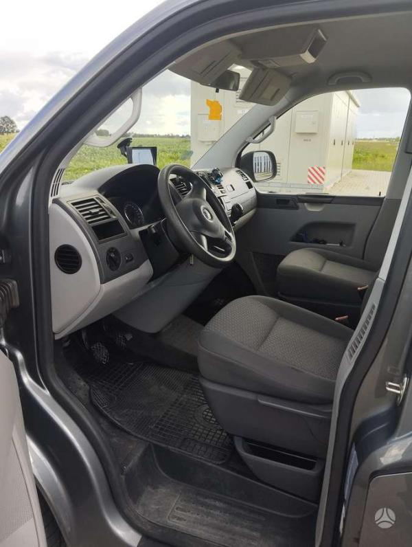 Grey Volkswagen Caravelle 2012 in Marijampole, with an engine capacity of 1.97 L and mileage of 236 thousand km for 14000 €, photo 1 on AUTOMOTO.COM.LV
