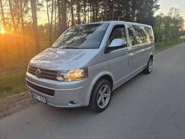 Pelēks Volkswagen Caravelle 2012 Jonava, ar dzinēja tilpumu 1.97 L un nobraukumu 226 tūkst. km par 15000 €, foto 4 vietnē AUTOMOTO.COM.LV