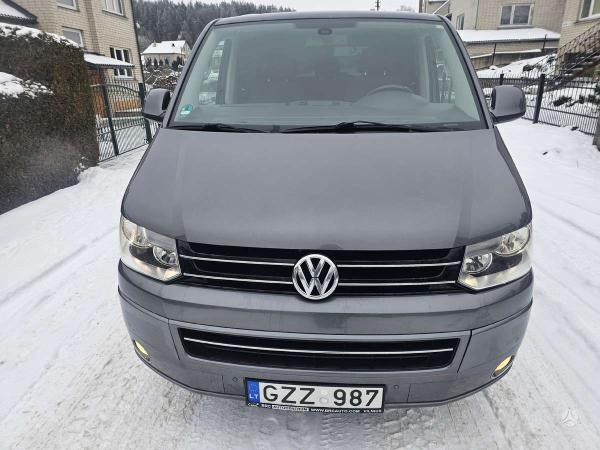 Grey Volkswagen Caravelle 2013 in Alytus, with an engine capacity of 1.97 L and mileage of 193 thousand km for 11200 €, photo 8 on AUTOMOTO.COM.LV