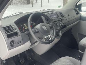 Pelēks Volkswagen Caravelle 2013 Kauņa, ar dzinēja tilpumu 2.00 L un nobraukumu 197 tūkst. km par 14990 €, foto 11 vietnē AUTOMOTO.COM.LV