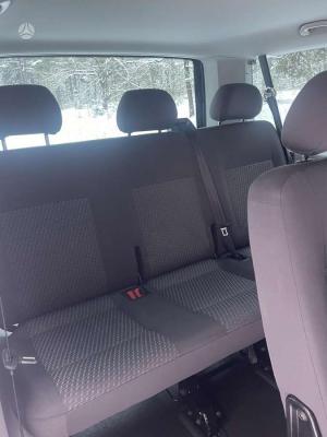Pelēks Volkswagen Caravelle 2013 Kauņa, ar dzinēja tilpumu 2.00 L un nobraukumu 197 tūkst. km par 14990 €, foto 17 vietnē AUTOMOTO.COM.LV