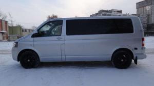Grey Volkswagen Caravelle 2014 in Joniskis, with an engine capacity of 1.97 L and mileage of 272 thousand km for 14449 €, photo 4 on AUTOMOTO.COM.LV