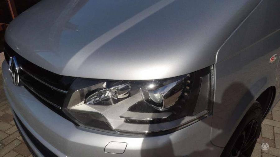 Grey Volkswagen Caravelle 2014 in Joniskis, with an engine capacity of 1.97 L and mileage of 272 thousand km for 12749 €, photo 5 on AUTOMOTO.COM.LV
