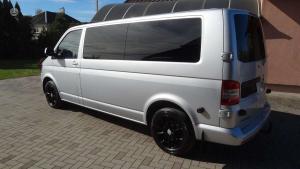 Grey Volkswagen Caravelle 2014 in Joniskis, with an engine capacity of 1.97 L and mileage of 272 thousand km for 12749 €, photo 7 on AUTOMOTO.COM.LV