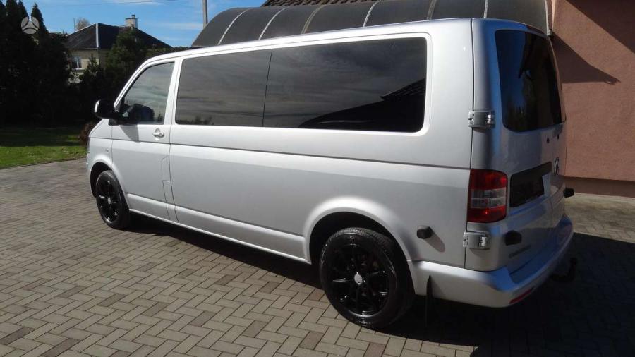 Grey Volkswagen Caravelle 2014 in Joniskis, with an engine capacity of 1.97 L and mileage of 272 thousand km for 12749 €, photo 7 on AUTOMOTO.COM.LV