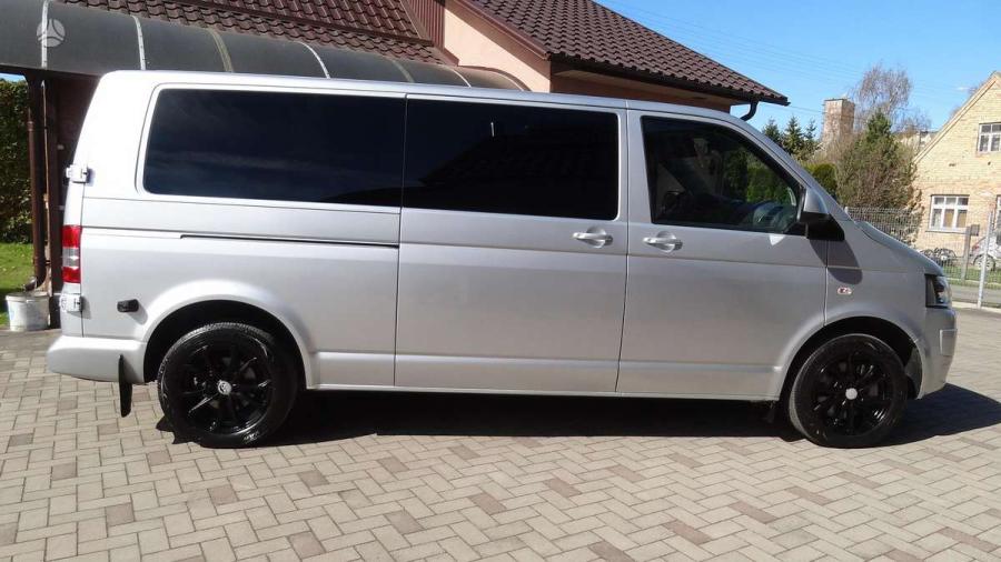 Grey Volkswagen Caravelle 2014 in Joniskis, with an engine capacity of 1.97 L and mileage of 272 thousand km for 12749 €, photo 11 on AUTOMOTO.COM.LV