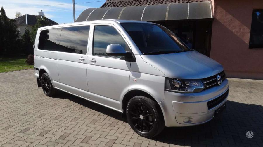 Grey Volkswagen Caravelle 2014 in Joniskis, with an engine capacity of 1.97 L and mileage of 272 thousand km for 12749 €, photo 12 on AUTOMOTO.COM.LV