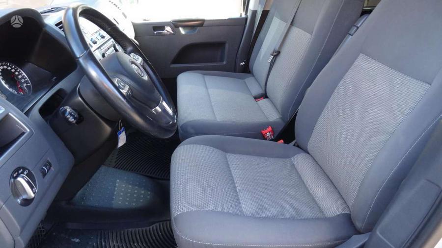 Grey Volkswagen Caravelle 2014 in Joniskis, with an engine capacity of 1.97 L and mileage of 272 thousand km for 12749 €, photo 17 on AUTOMOTO.COM.LV