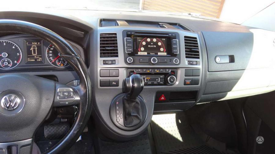 Grey Volkswagen Caravelle 2014 in Joniskis, with an engine capacity of 1.97 L and mileage of 272 thousand km for 12749 €, photo 18 on AUTOMOTO.COM.LV