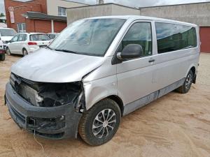 Grey Volkswagen Caravelle 2015 in Plunge, with an engine capacity of 2.00 L and mileage of 274 thousand km for 8900 €, photo 4 on AUTOMOTO.COM.LV