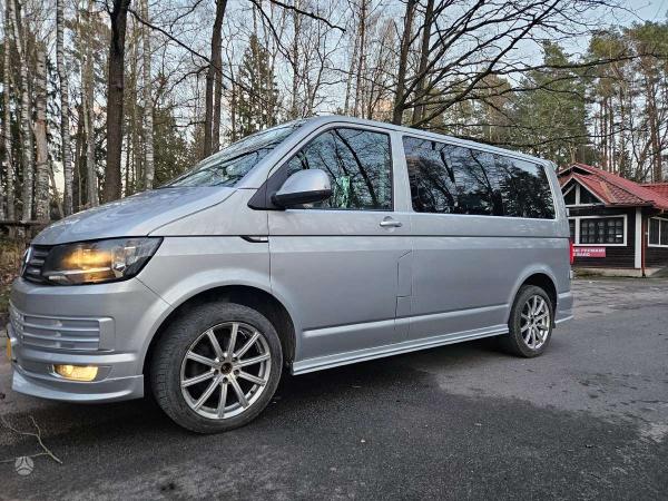 Pelēks Volkswagen Caravelle 2016 Kaišiadorys, ar dzinēja tilpumu 2.00 L un nobraukumu 230 tūkst. km par 14000 €, foto 1 vietnē AUTOMOTO.COM.LV
