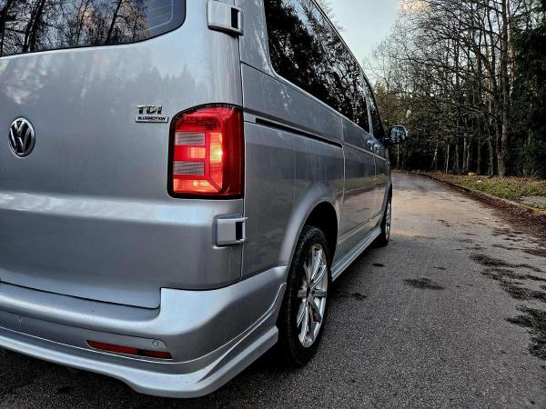 Pelēks Volkswagen Caravelle 2016 Kaišiadorys, ar dzinēja tilpumu 2.00 L un nobraukumu 230 tūkst. km par 14000 €, foto 4 vietnē AUTOMOTO.COM.LV