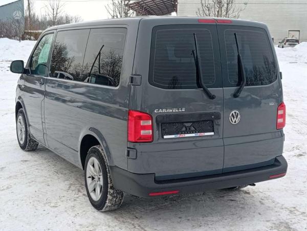 Pelēks Volkswagen Caravelle 2017 Kėdainiai, ar dzinēja tilpumu 2.00 L un nobraukumu 320 tūkst. km par 15900 €, foto 4 vietnē AUTOMOTO.COM.LV