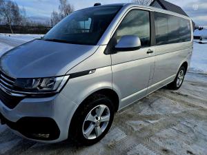 Pelēks Volkswagen Caravelle 2021 Kaišiadorys, ar dzinēja tilpumu 2.00 L un nobraukumu 149 tūkst. km par 20500 €, foto  vietnē AUTOMOTO.COM.LV