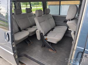 Pelēks Volkswagen Caravelle 1994 Rīga, ar dzinēja tilpumu 1.90 L un nobraukumu 370 tūkst. km par 1700 €, foto 4 vietnē AUTOMOTO.COM.LV