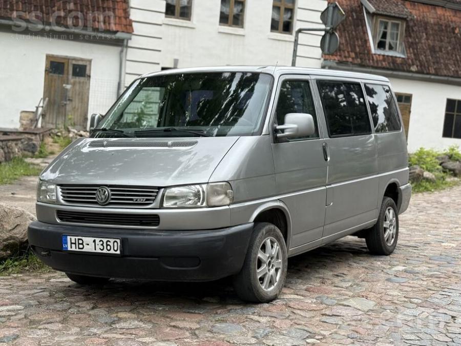 Grey Volkswagen Caravelle 1998 in Kuldiga, with an engine capacity of 2.50 L and mileage of 572 thousand km for 3650 €, photo 1 on AUTOMOTO.COM.LV