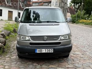 Grey Volkswagen Caravelle 1998 in Kuldiga, with an engine capacity of 2.50 L and mileage of 572 thousand km for 3650 €, photo 2 on AUTOMOTO.COM.LV