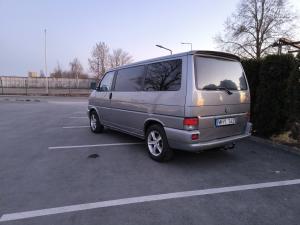Pelēks Volkswagen Caravelle 1998 Alīta, ar dzinēja tilpumu 2.50 L un nobraukumu 420 tūkst. km par 4650 €, foto 5 vietnē AUTOMOTO.COM.LV