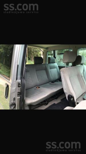 Pelēks Volkswagen Caravelle 1998 Ogre, ar dzinēja tilpumu 2.50 L un nobraukumu 205 tūkst. km par 6300 €, foto 12 vietnē AUTOMOTO.COM.LV