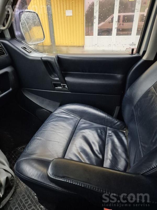 Серый Фольксваген Каравелла 2002 в Екабпилс, объемом двигателя 2.50 л и пробегом 440 тыс. км за 6000 €, фото 5 на AUTOMOTO.COM.LV