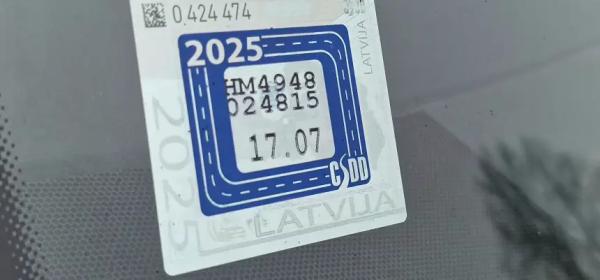 Серый Фольксваген Каравелла 2006 в Валмиера, объемом двигателя 2.50 л и пробегом 379 тыс. км за 3600 €, фото 9 на AUTOMOTO.COM.LV