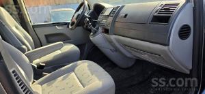 Grey Volkswagen Caravelle 2006 in Valmiera, with an engine capacity of 2.50 L and mileage of 388 thousand km for 4300 €, photo 10 on AUTOMOTO.COM.LV