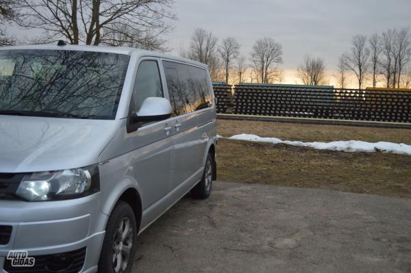 Grey Volkswagen Caravelle 2007 in Ignalina, with an engine capacity of 2.50 L and mileage of 325 thousand km for 7100 €, photo 3 on AUTOMOTO.COM.LV