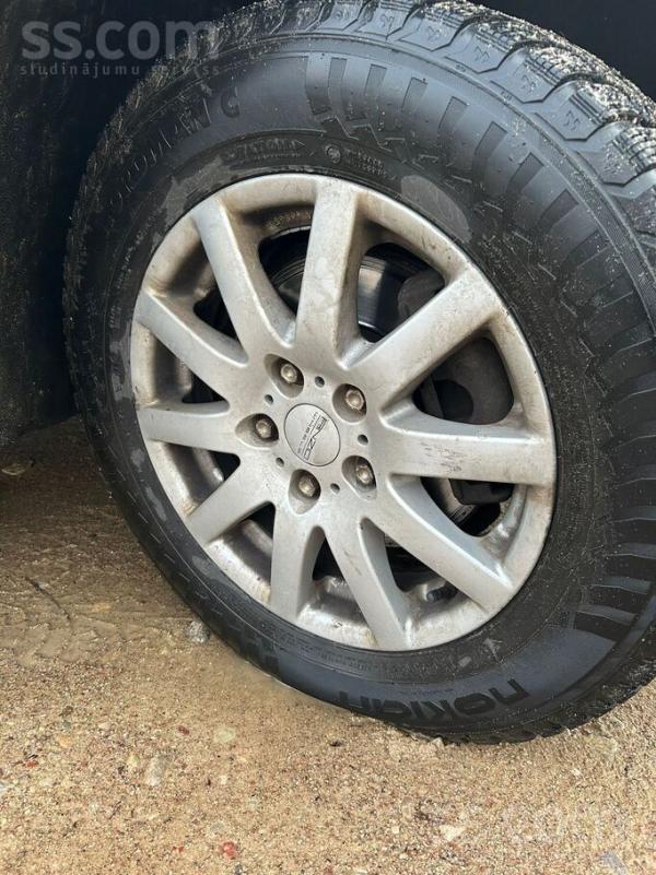 Pelēks Volkswagen Caravelle 2007 Liepāja, ar dzinēja tilpumu 2.50 L un nobraukumu 295 tūkst. km par 4300 €, foto 7 vietnē AUTOMOTO.COM.LV