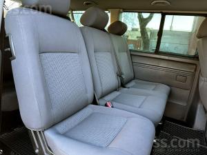 Pelēks Volkswagen Caravelle 2008 Rīga, ar dzinēja tilpumu 2.50 L un nobraukumu 473 tūkst. km par 6750 €, foto 14 vietnē AUTOMOTO.COM.LV