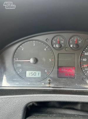 Pelēks Volkswagen Caravelle 2009 Viļņa, ar dzinēja tilpumu 2.50 L un nobraukumu 522 tūkst. km par 7499 €, foto 13 vietnē AUTOMOTO.COM.LV