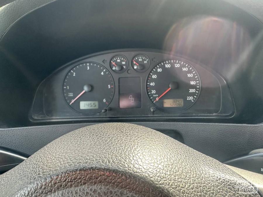 Pelēks Volkswagen Caravelle 2009 Viļņa, ar dzinēja tilpumu 2.50 L un nobraukumu 522 tūkst. km par 7499 €, foto 14 vietnē AUTOMOTO.COM.LV