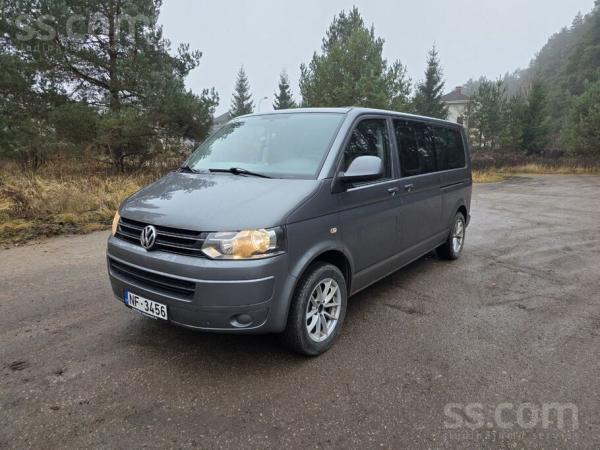 Grey Volkswagen Caravelle 2010 in Riga, with an engine capacity of 2.00 L and mileage of 214 thousand km for 13500 €, photo 2 on AUTOMOTO.COM.LV