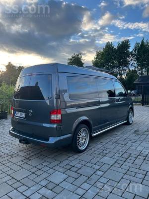 Pelēks Volkswagen Caravelle 2010 Rēzekne, ar dzinēja tilpumu 2.00 L un nobraukumu 284 tūkst. km par 13600 €, foto 5 vietnē AUTOMOTO.COM.LV